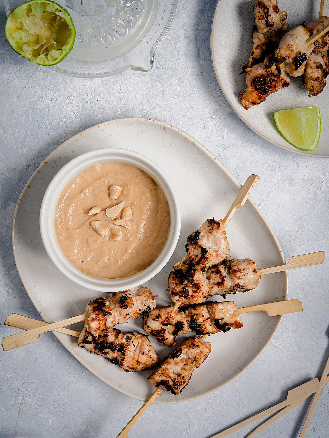 Brochettes de poulet sauce satay | Cannelle et Coriandre